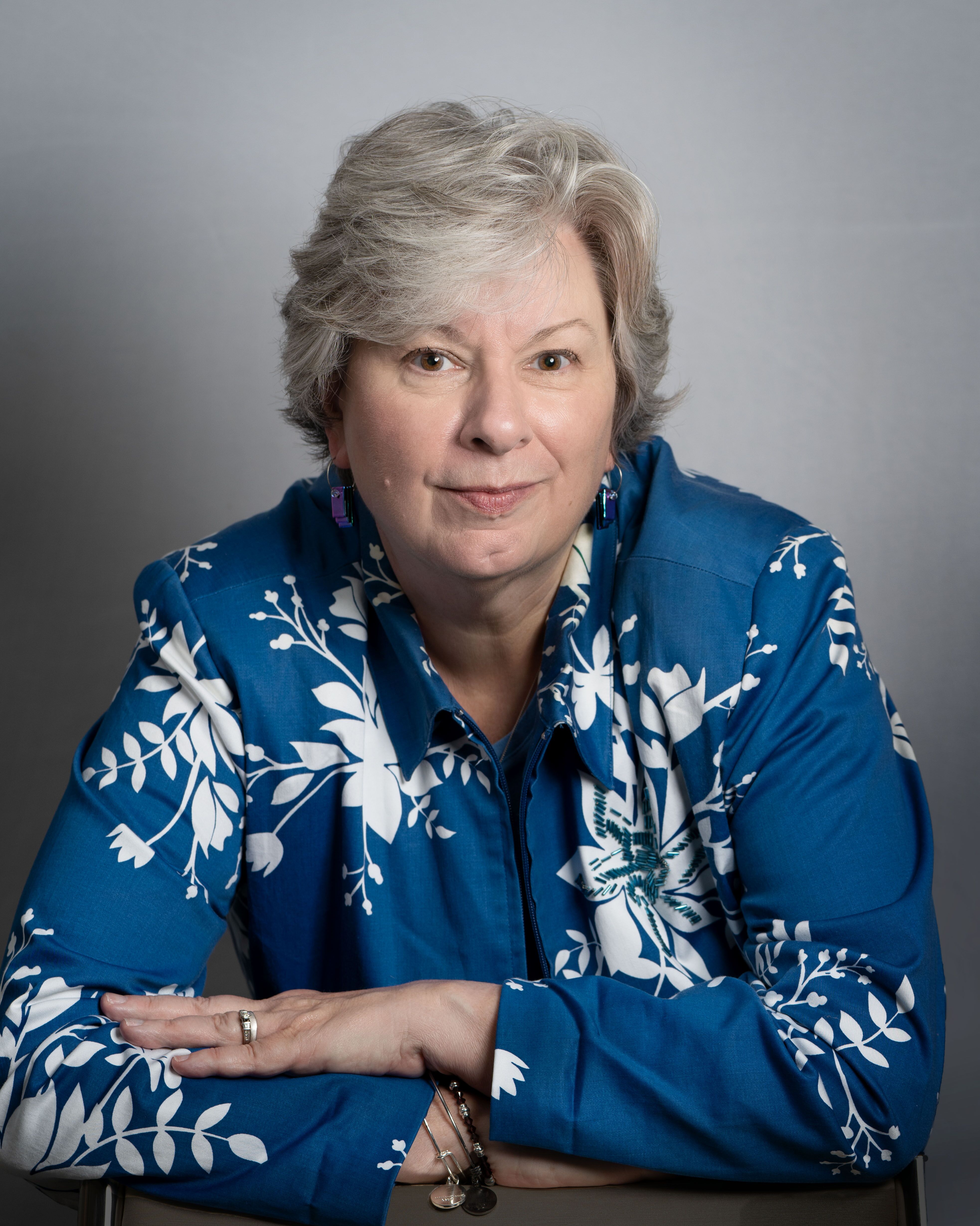 An Interview With: Linda Pearl of One Quilting Circle – TerifiCreations ...